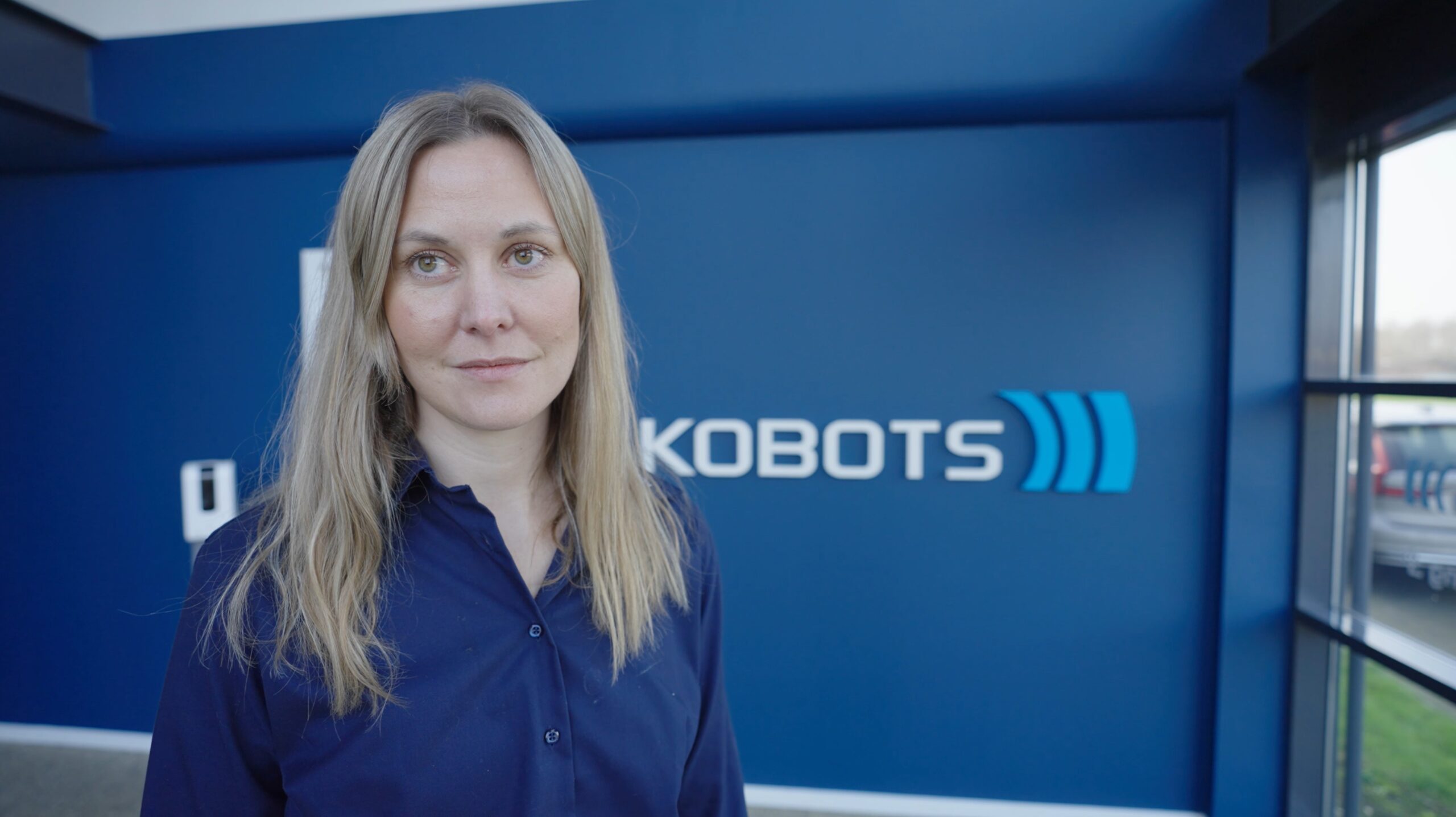 Video: Mathilde bygger bro fra håndværkeren til robotudvikleren ...